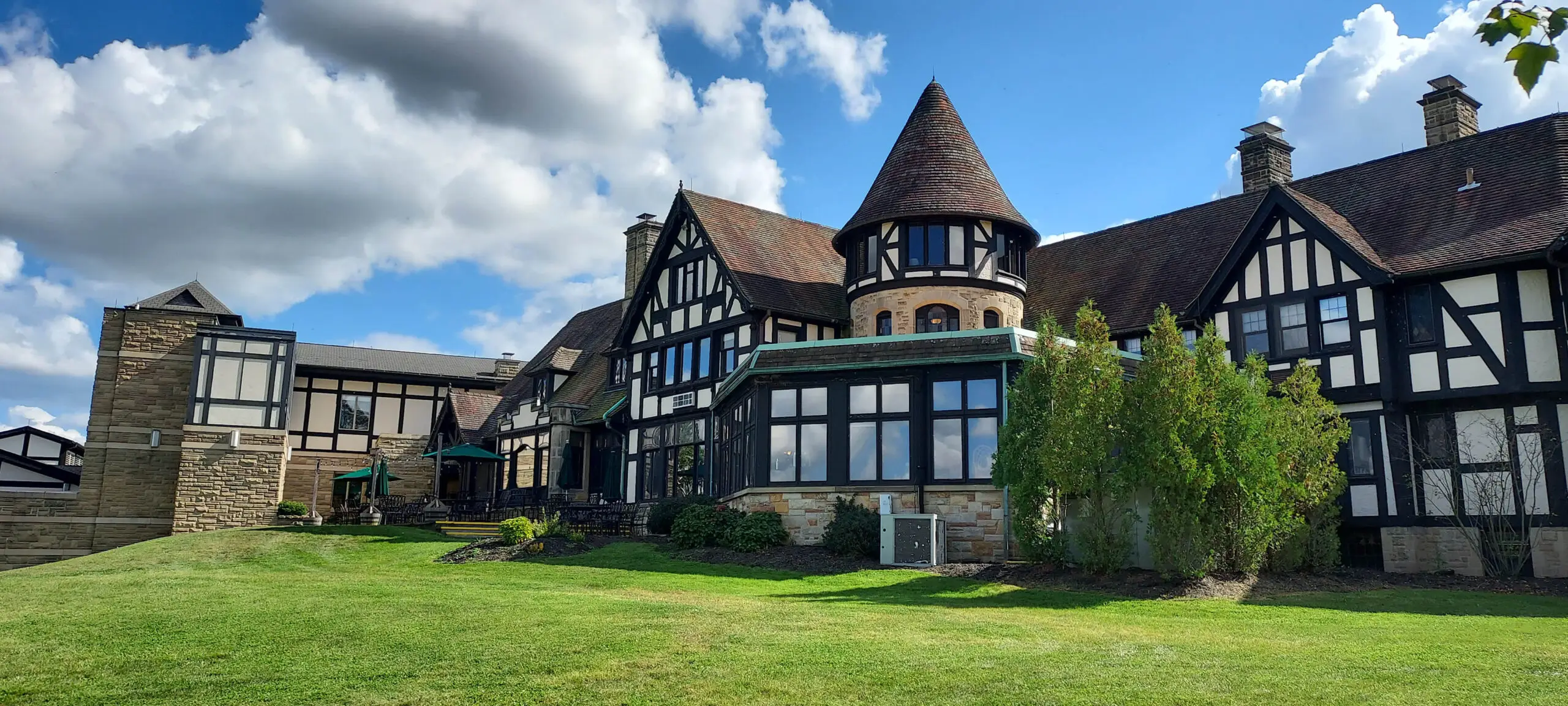 The Manor House Ghosts | Northeast Ohio Amish Country
